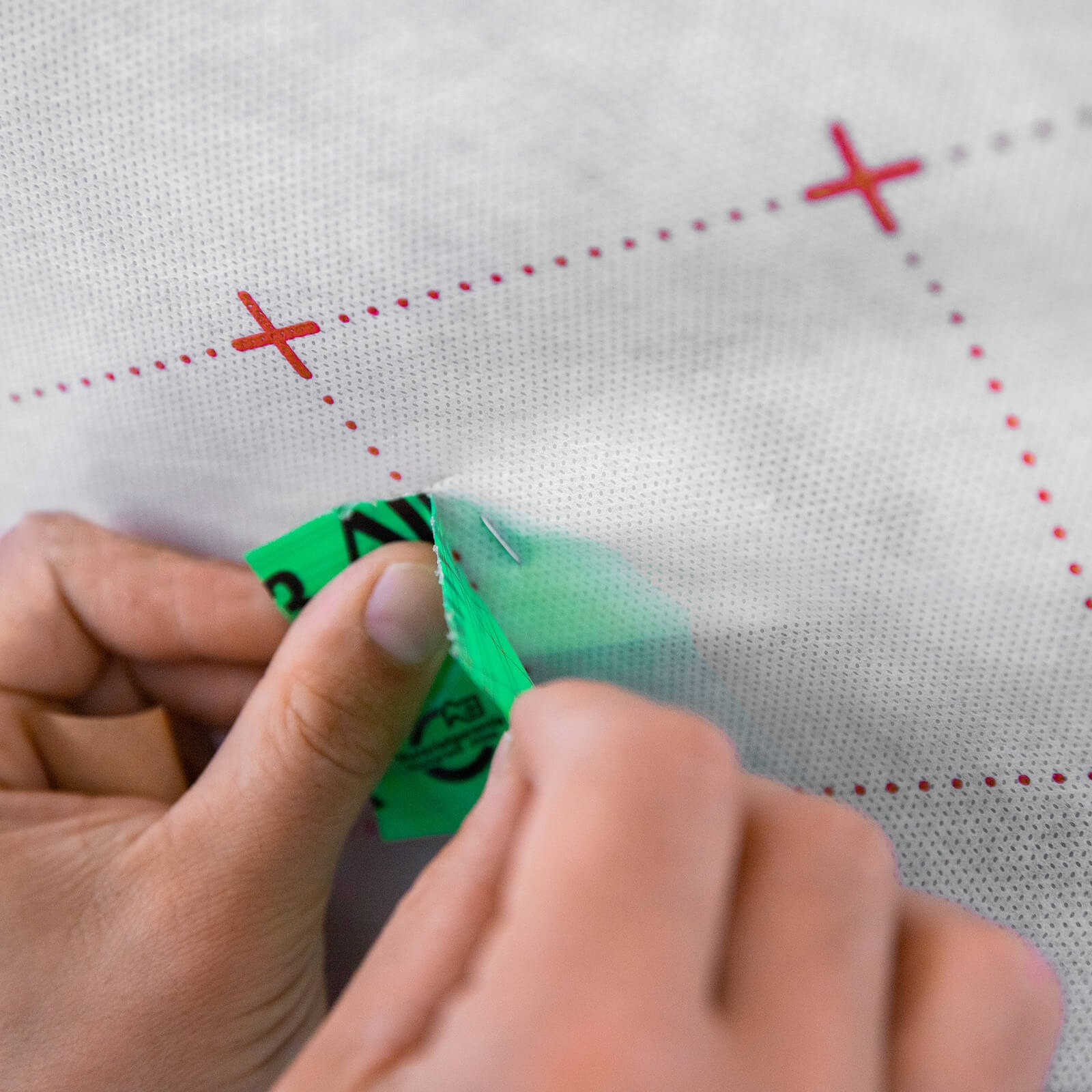 153 ALFA «Flex» Ruban adhésif pour pare-vapeur fixation forte